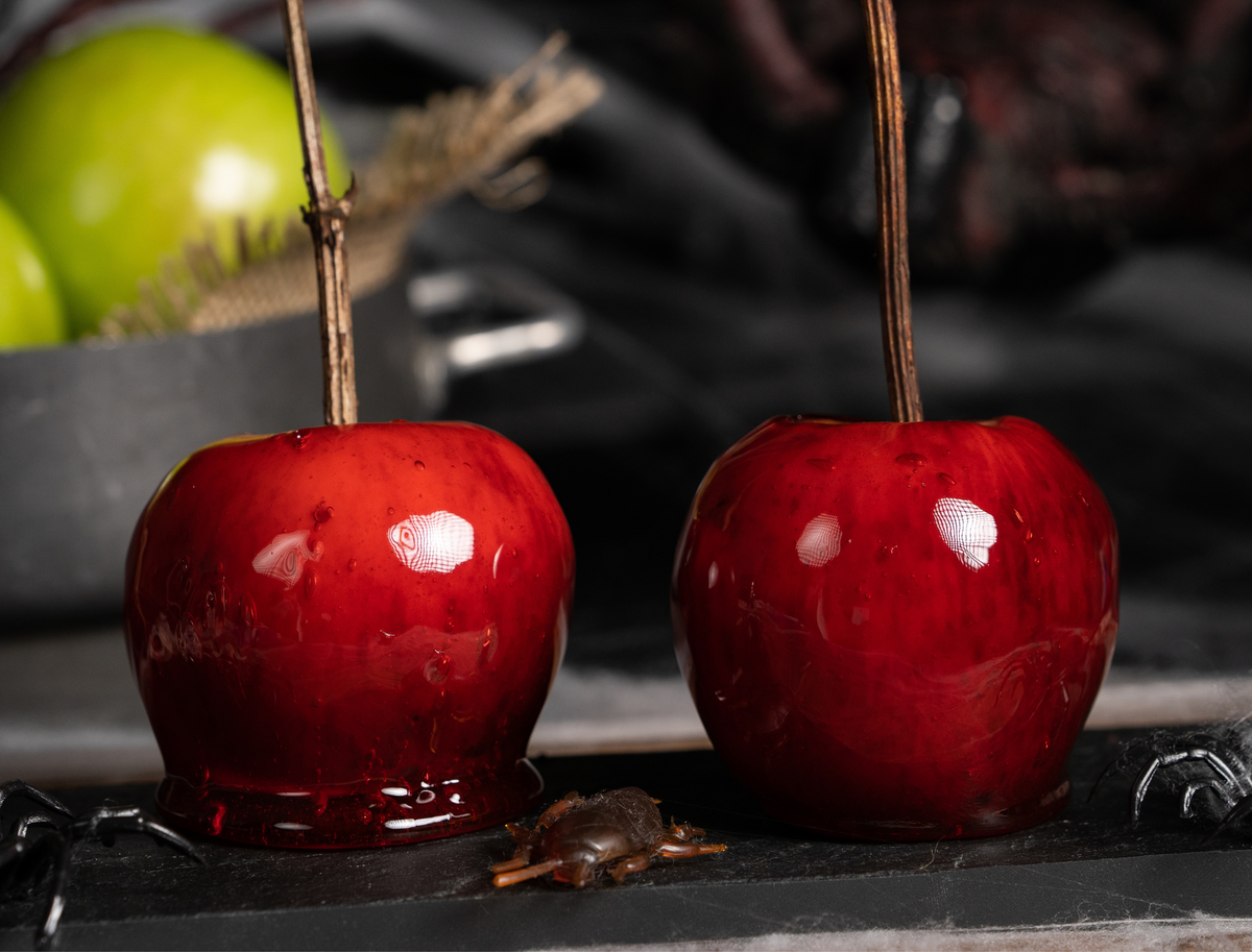 Manzanas encantadas | Halloween – Leonardo Espinoza Manzanas encantadas | Halloween – Leonardo Espinoza
